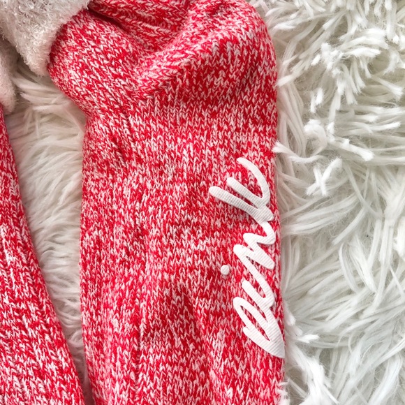 PINK Victoria's Secret | Accessories | New With Tag Pink Fleece Lined ...